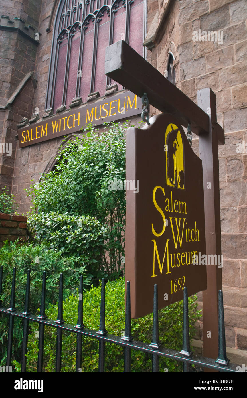 Salem witch museum hi-res stock photography and images - Alamy