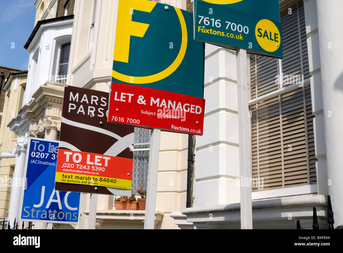 Property let hi-res stock photography and images - Alamy
