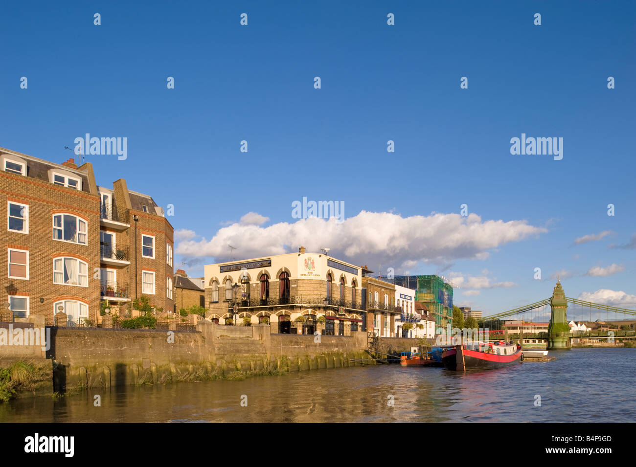 Hammersmith riverside hi-res stock photography and images - Alamy