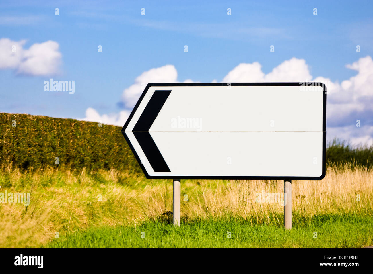 Uk road sign blank hi-res stock photography and images - Alamy