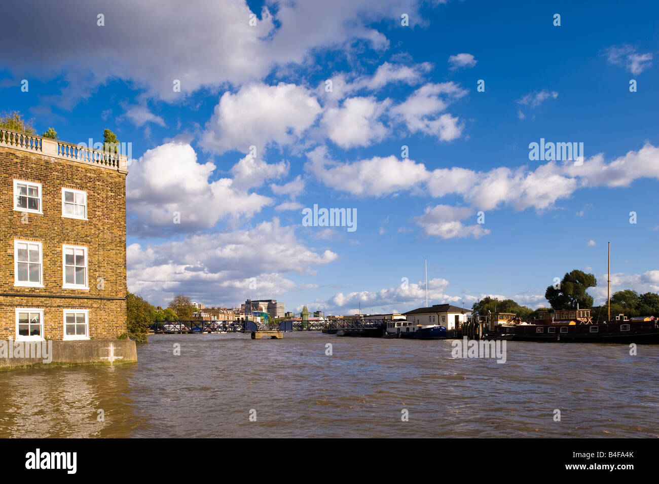 Hammersmith pier hi-res stock photography and images - Alamy