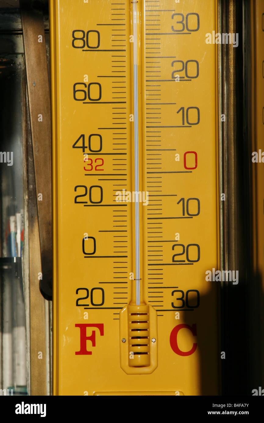 close up of one yellow thermometer Stock Photo - Alamy