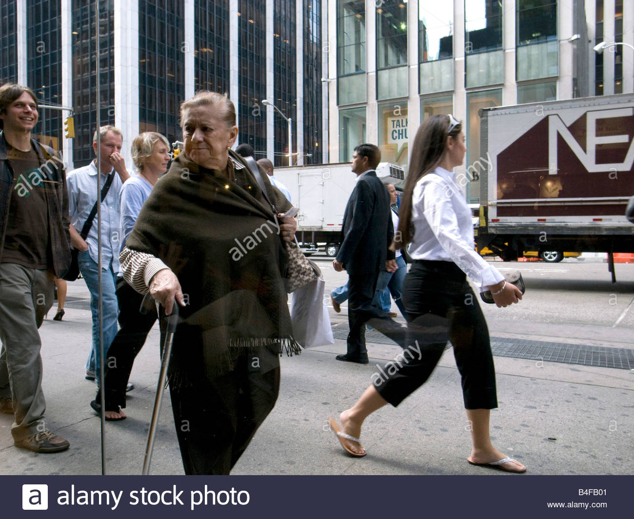 Women Walking Streets New York High Resolution Stock Photography and ...