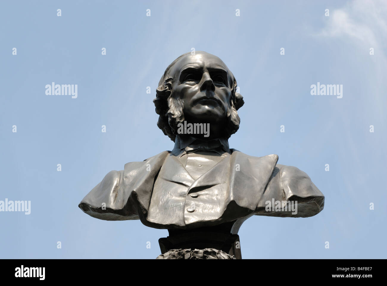 Joseph Lister Memorial, London Stock Photo - Alamy
