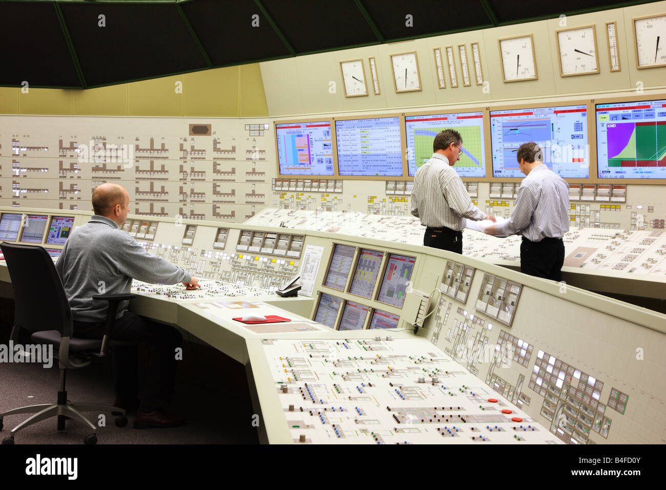 Control Room Simulator High Resolution Stock Photography and Images - Alamy