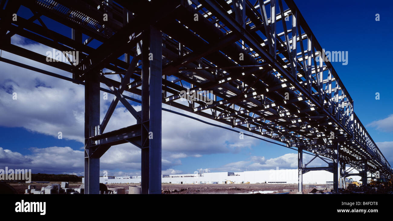 A panoramic picture of a construction site featuring a link bridge i a ...