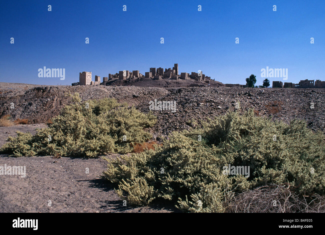 Yemen town scenery hi-res stock photography and images - Alamy