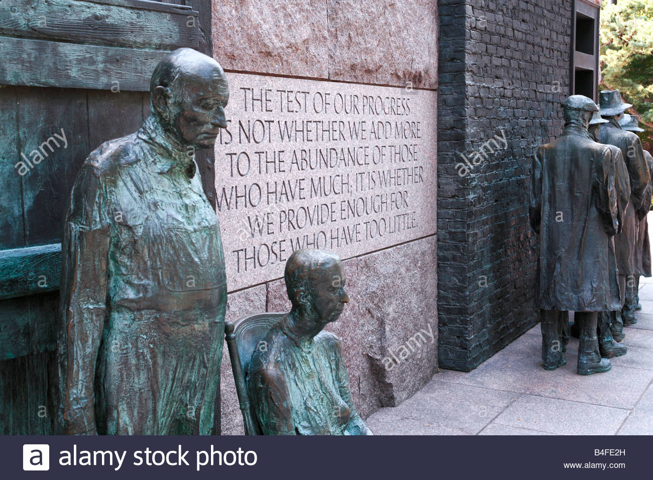 Great Depression Breadline Stock Photos & Great Depression Breadline ...