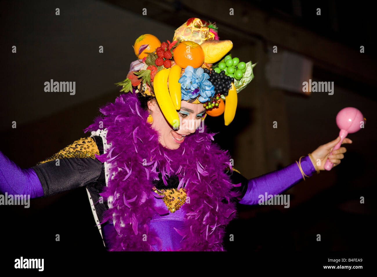 Fancy dress stilt walker hi-res stock photography and images - Alamy