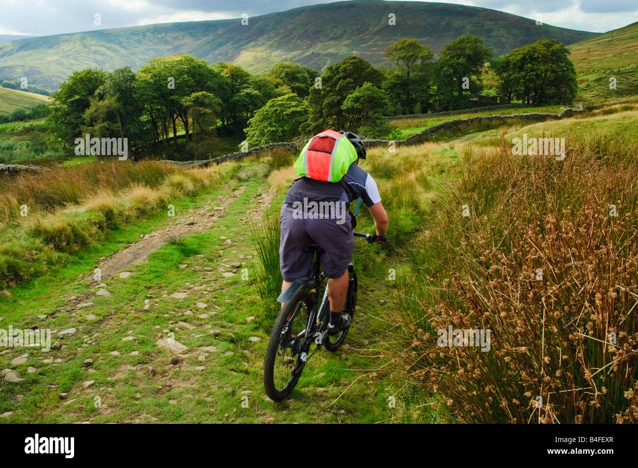 Trough of bowland cycling hi-res stock photography and images - Alamy