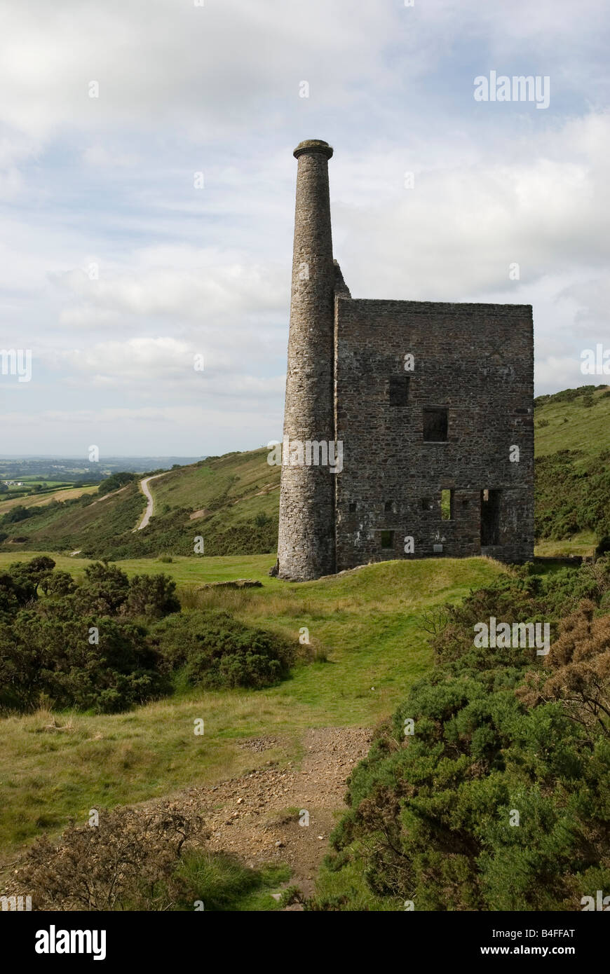 Wheal Betsy engine house ruin, Dartmoor National Park, Devon, England ...