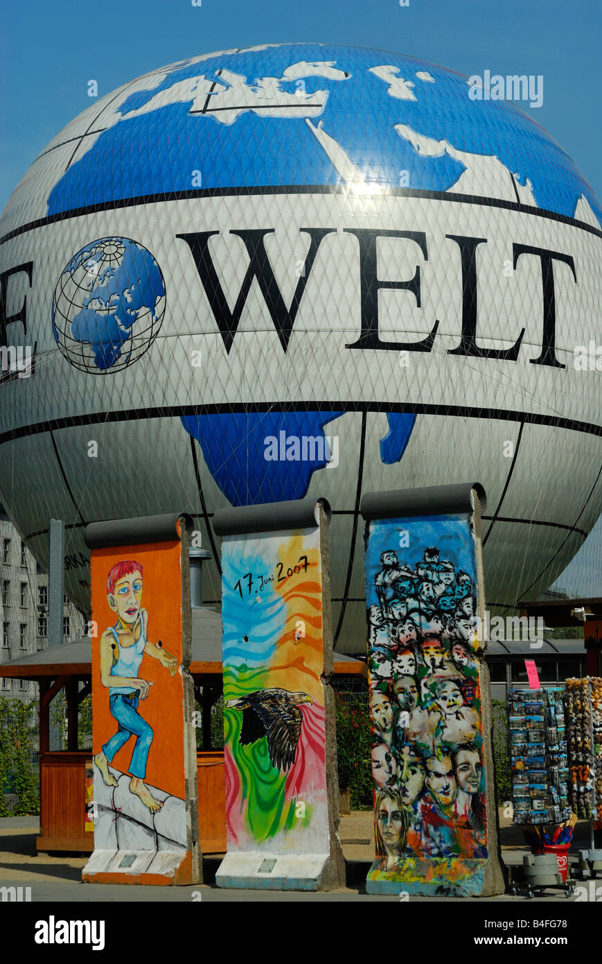 Berlin Helium Air Balloon "Hi-Flyer", "Die Welt", Berlin Germany Stock ...