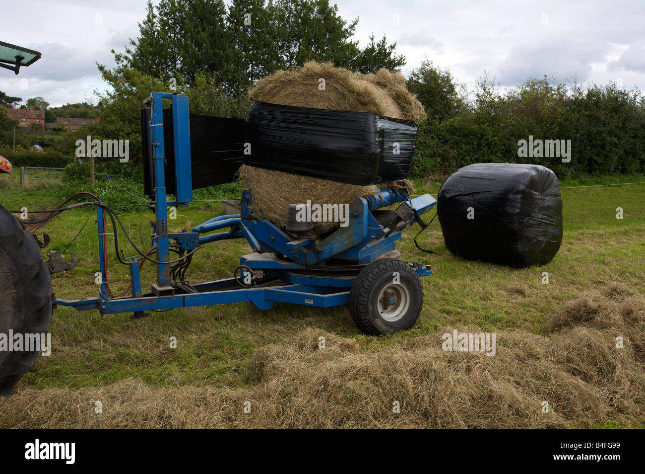 Round Bale Wrapping Stock Photo - Alamy