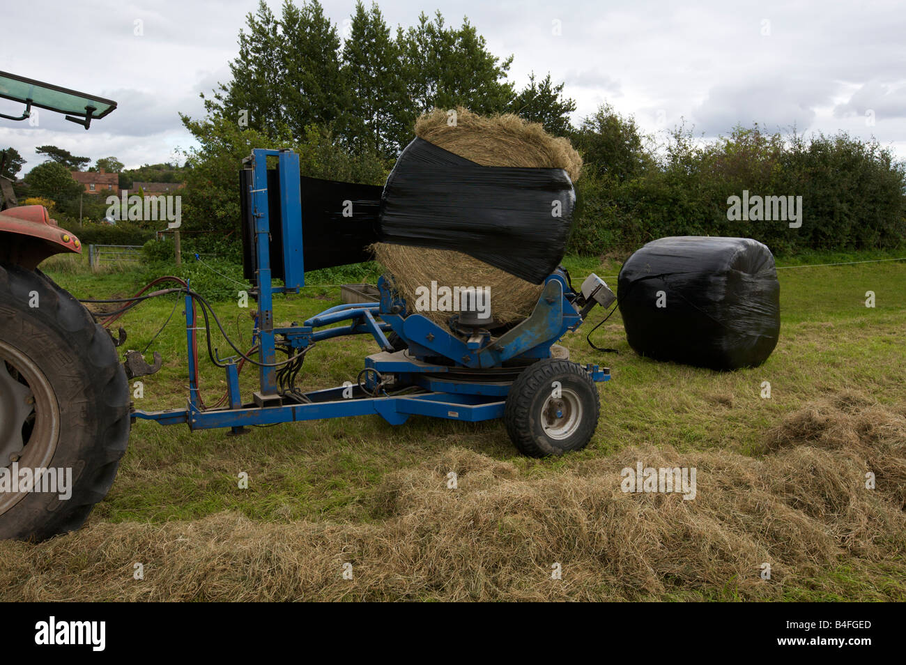 Round Bale Wrapping Stock Photo - Alamy