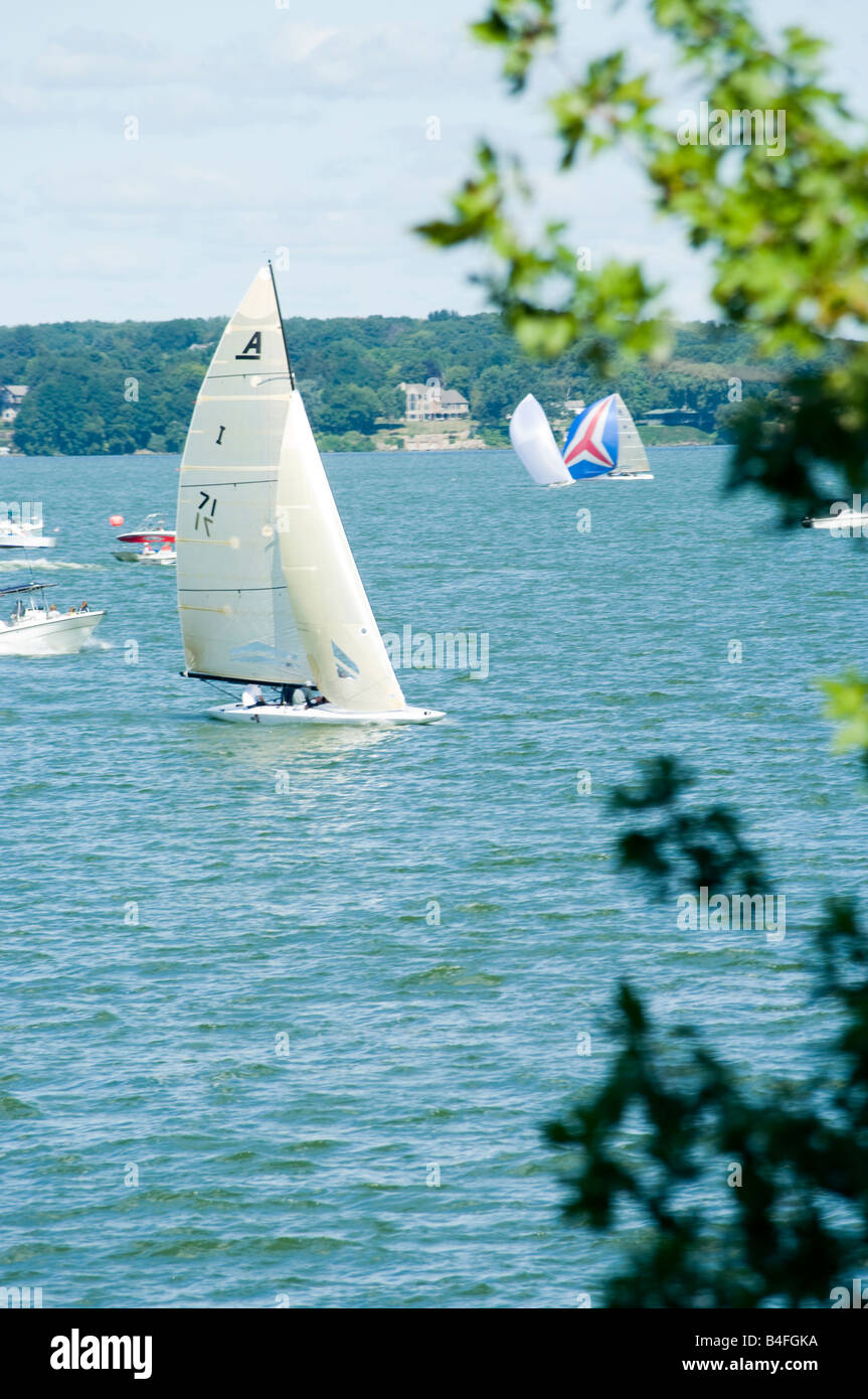 24 sailboats hi-res stock photography and images - Alamy