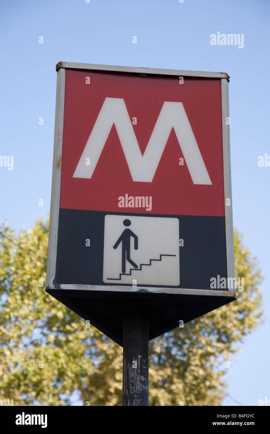 Metro sign Rome Italy Stock Photo - Alamy