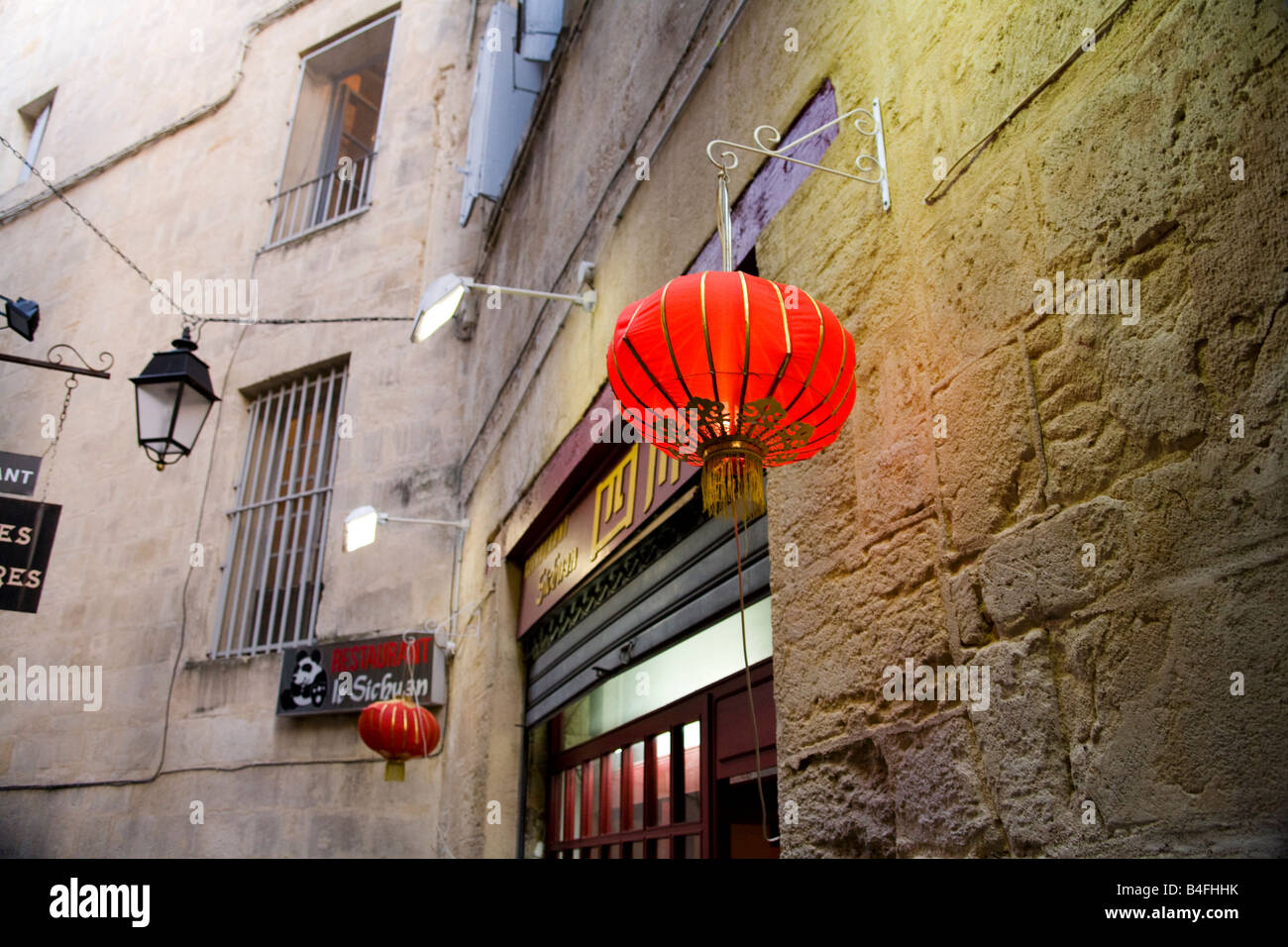 Chinese restaurant france hi-res stock photography and images - Alamy