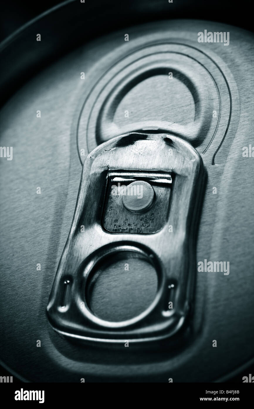 Extreme macro of soda can lock Stock Photo - Alamy