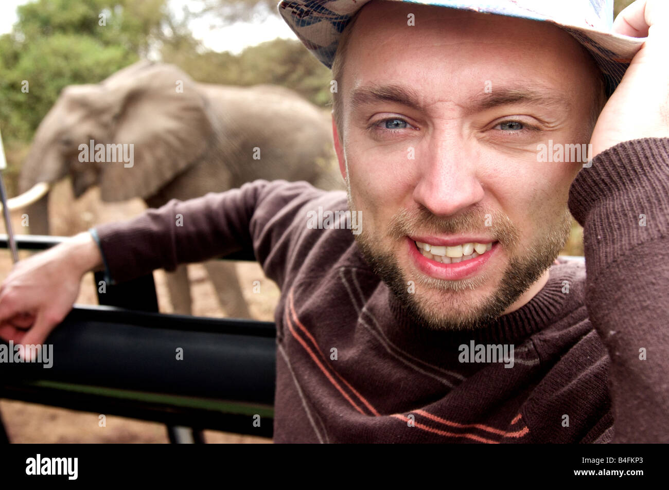 Elephant safari man hi-res stock photography and images - Alamy