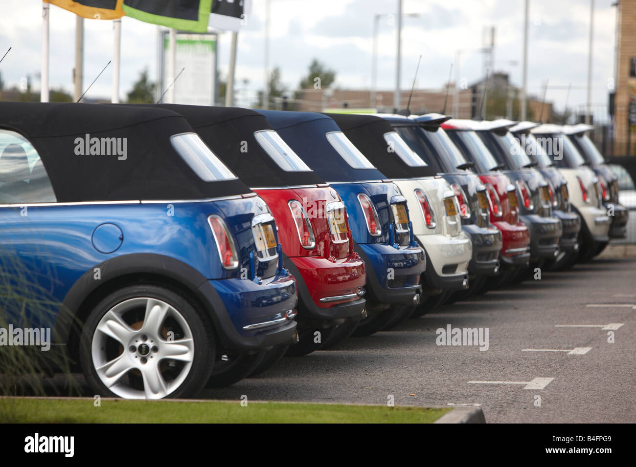 Bmw mini cars hi-res stock photography and images - Alamy