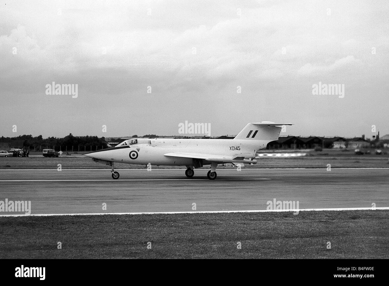 Aircraft Sanders Roe SR53 mixed power plant interceptor aircraft takes ...