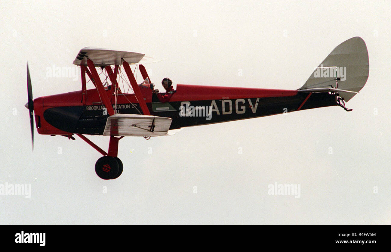 Flying tiger plane hi-res stock photography and images - Alamy