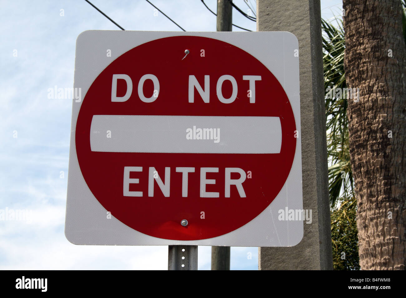 Close-up of Do Not Enter sign Stock Photo - Alamy
