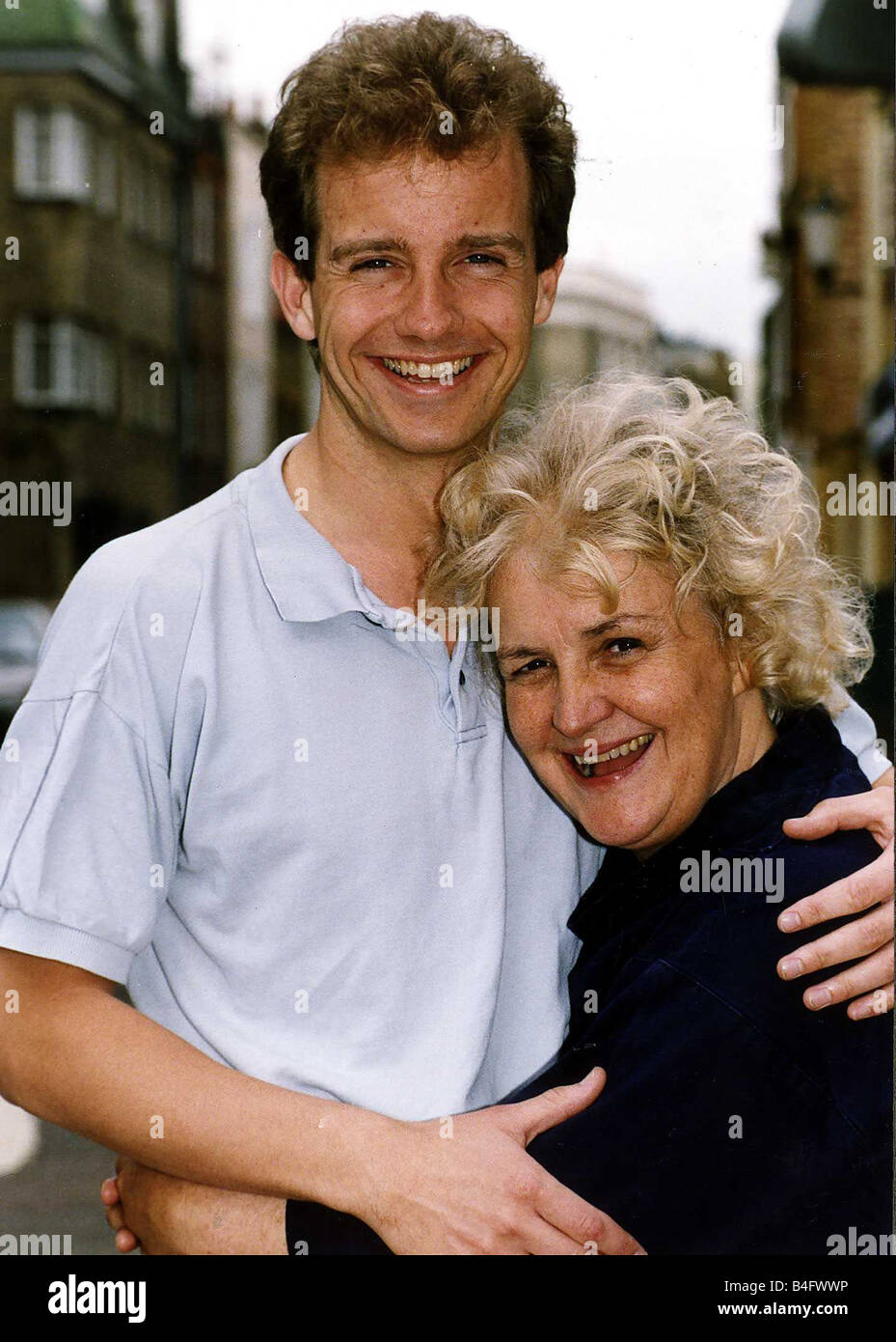 Jean Bhot Actress welcomes her new baby David Phelan to the stage show ...