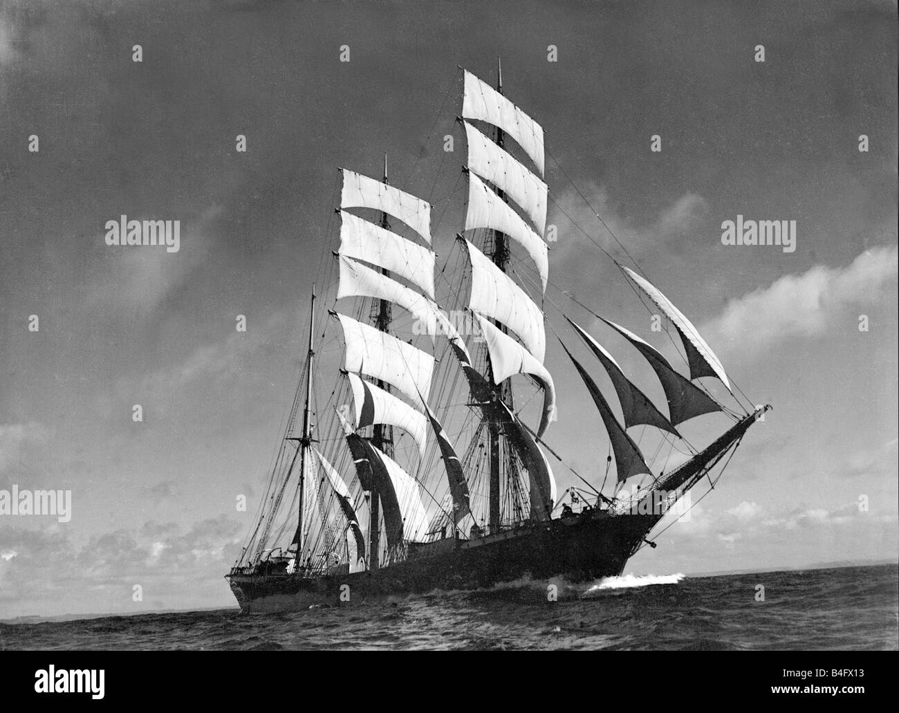 Windjammer penang seen sailing in hi-res stock photography and images ...