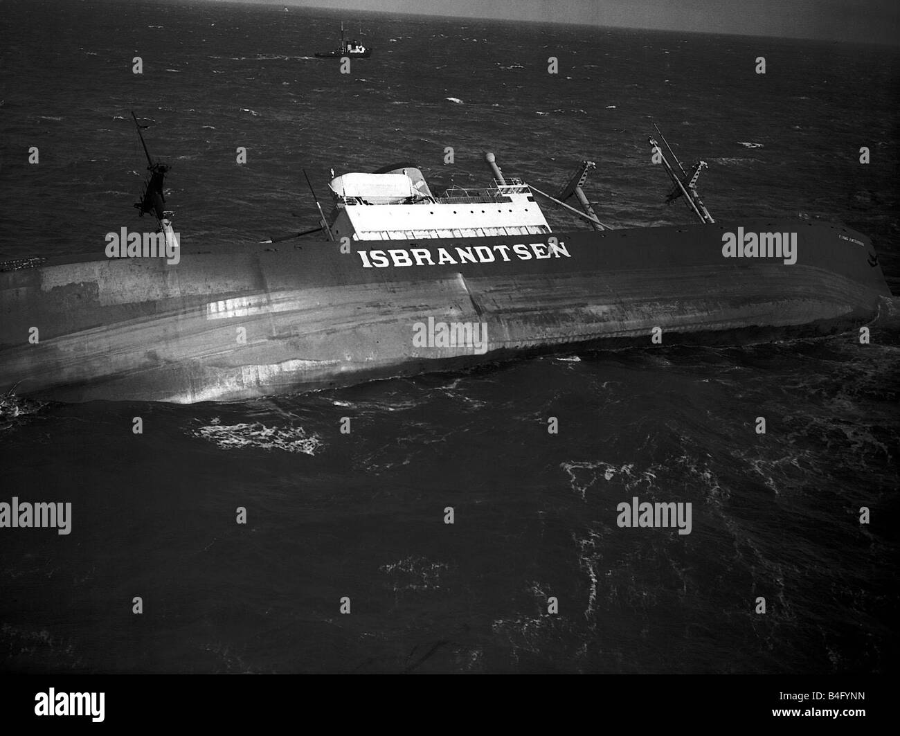 The Flying Enterprise sinking off the Cornish coast in January 1952 ...