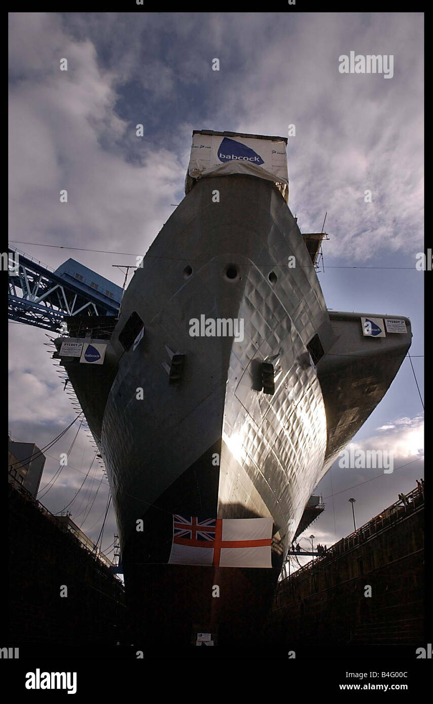 Dry dock rosyth hi-res stock photography and images - Alamy
