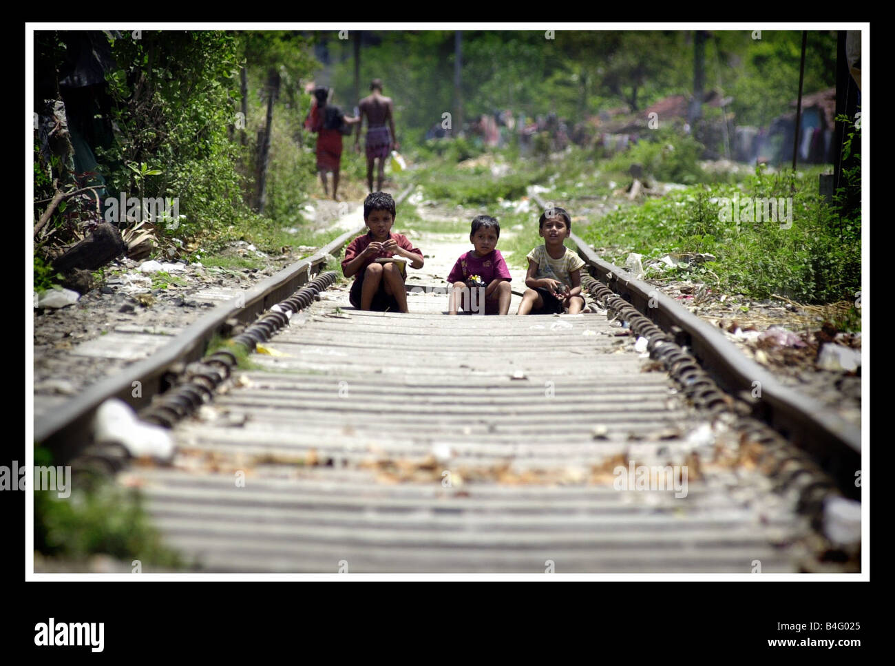 Children playing calcutta hi-res stock photography and images - Alamy