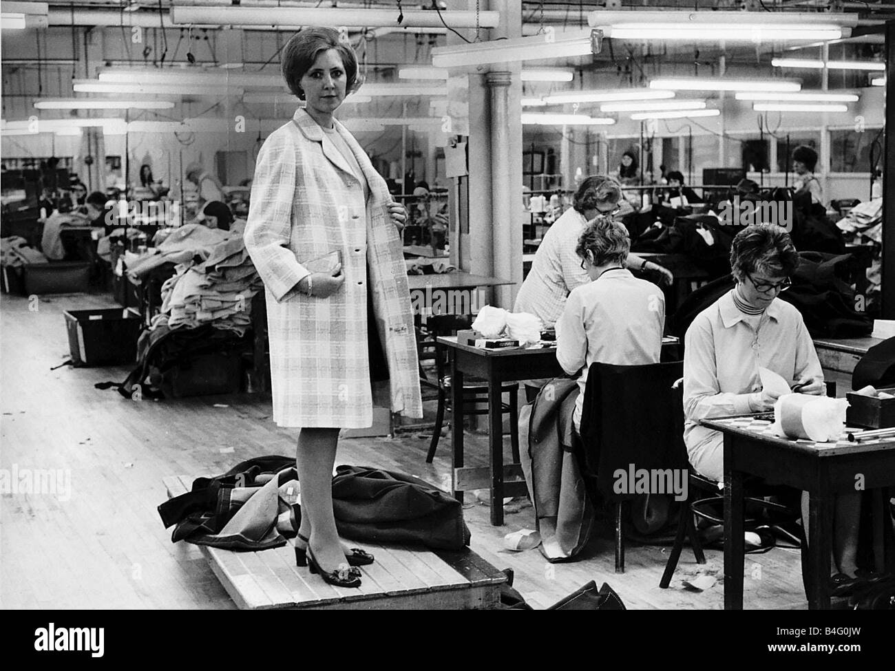 Car factory 1970s hi-res stock photography and images - Alamy