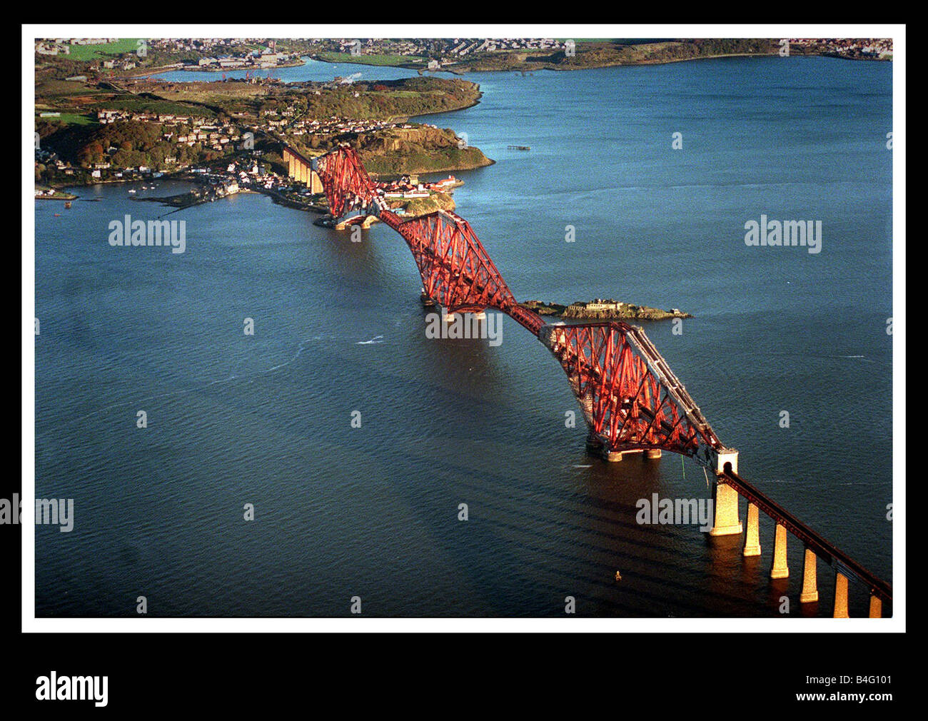 The Forth Bridge spanning the Firth of Forth Stock Photo - Alamy