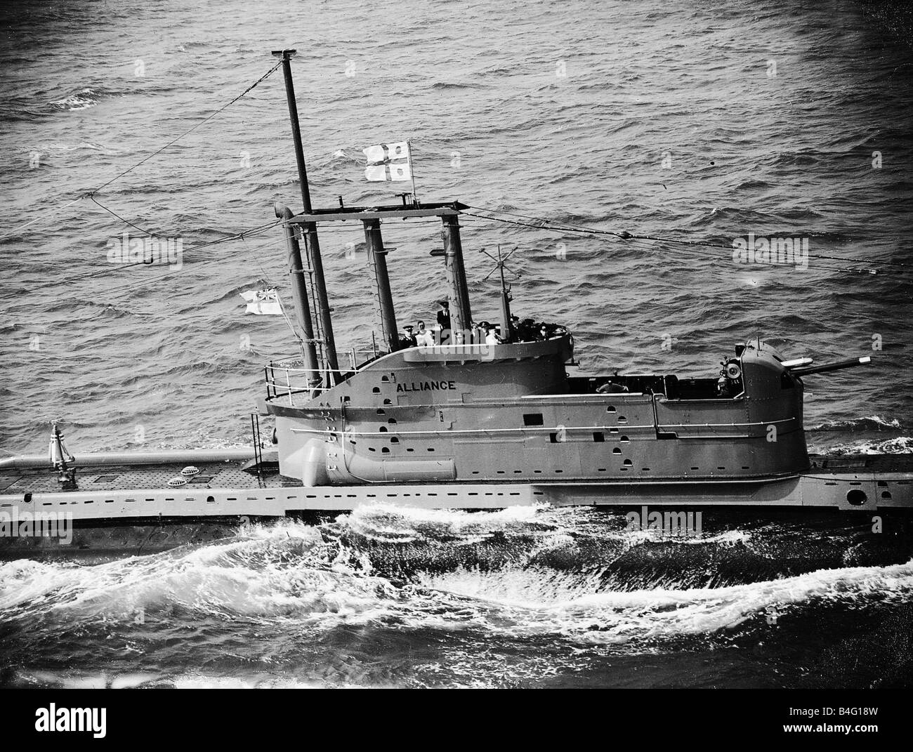 The Submarine HMS Alliance lays a wreath over the spot where submarine ...