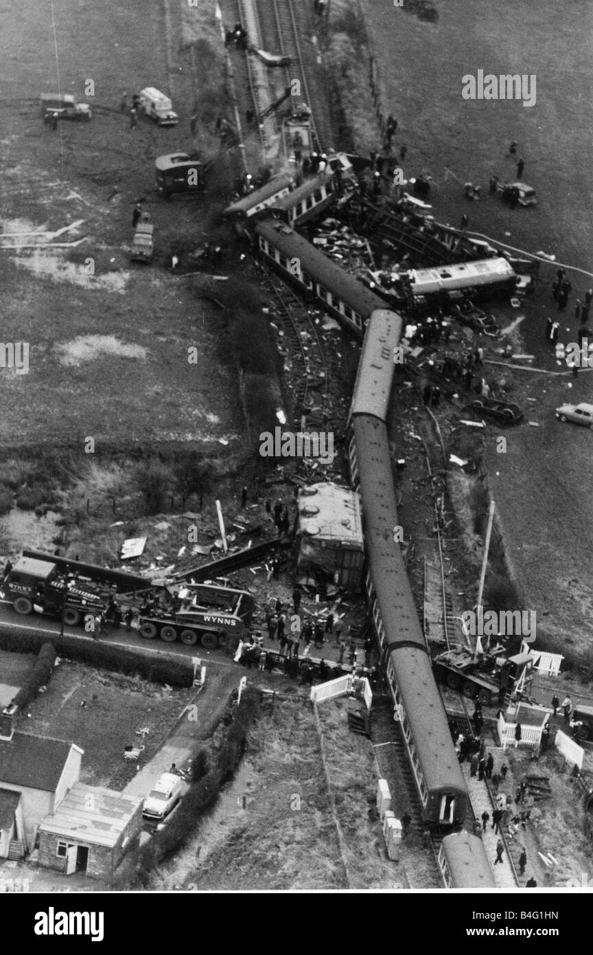 A aerial view of the Hixon Train Crash in 1968 When a Inter city ...