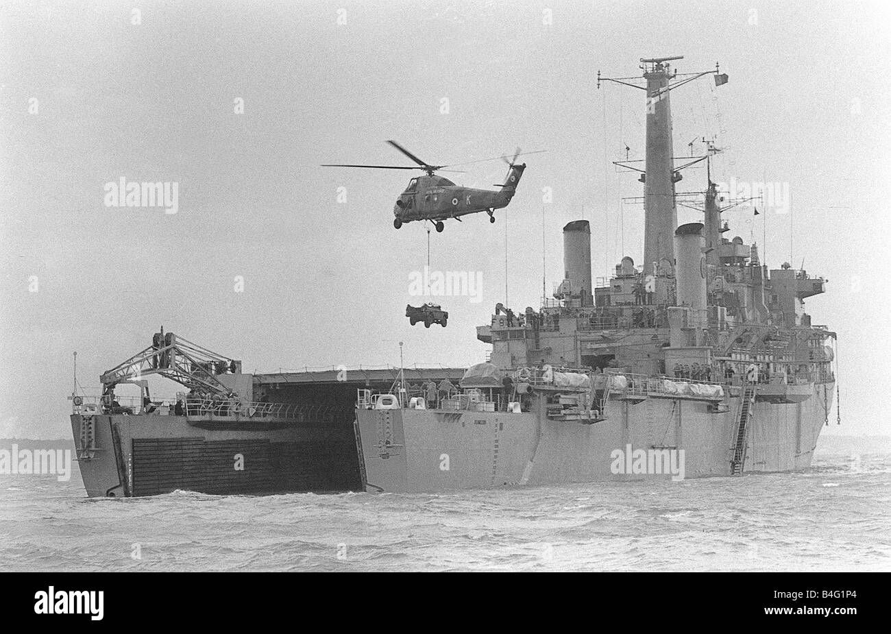 Royal navy ships hms fearless Black and White Stock Photos & Images - Alamy