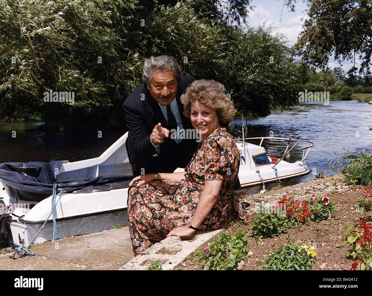 Saed Jaffrey Actor with his wife Jennifer boat Stock Photo - Alamy