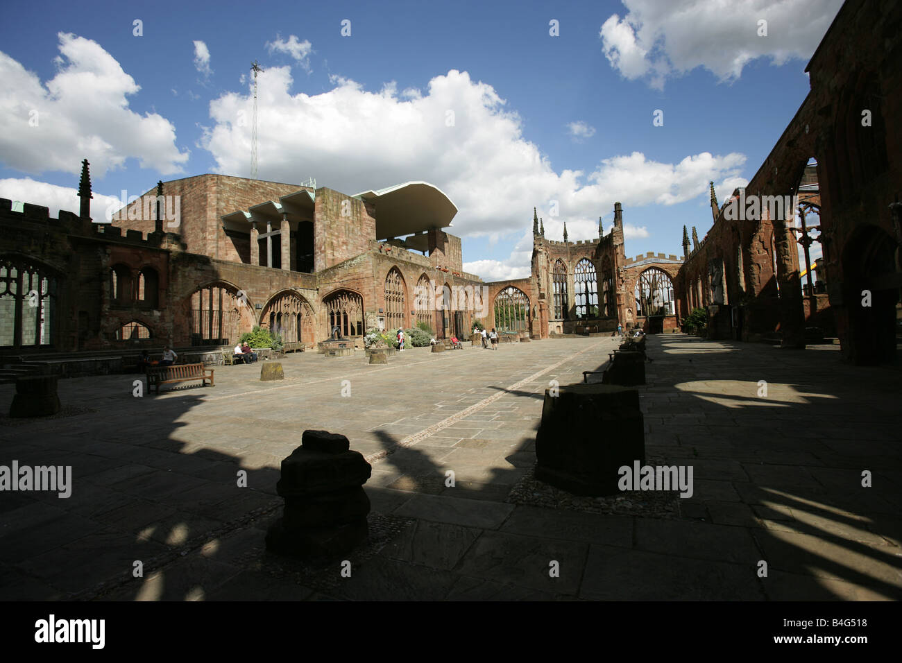 Coventry cathedral remains ruins hi-res stock photography and images ...