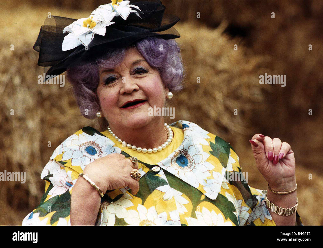 Mollie Sugden actress who played Mrs Slocombe in Are You Being Served ...