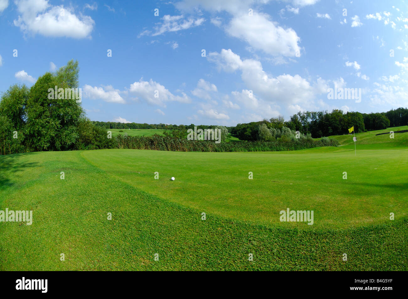 Wide view golf course hi-res stock photography and images - Alamy