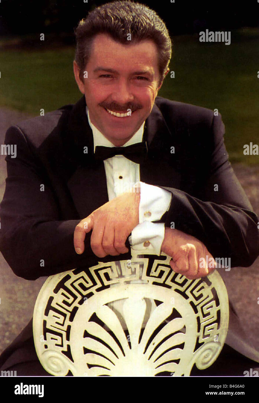 Lewis collins hi-res stock photography and images - Alamy