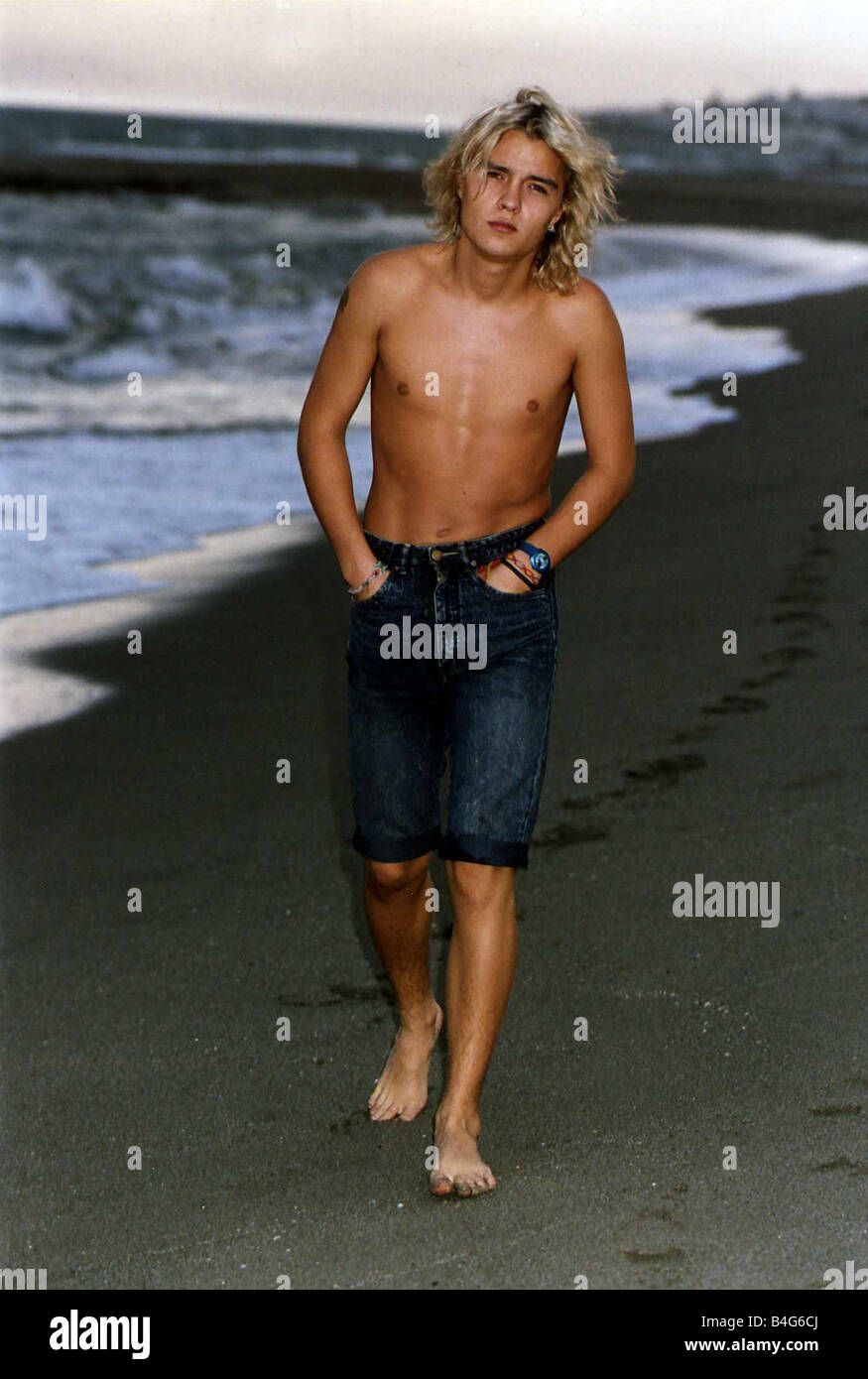 Failed stars hi-res stock photography and images - Alamy