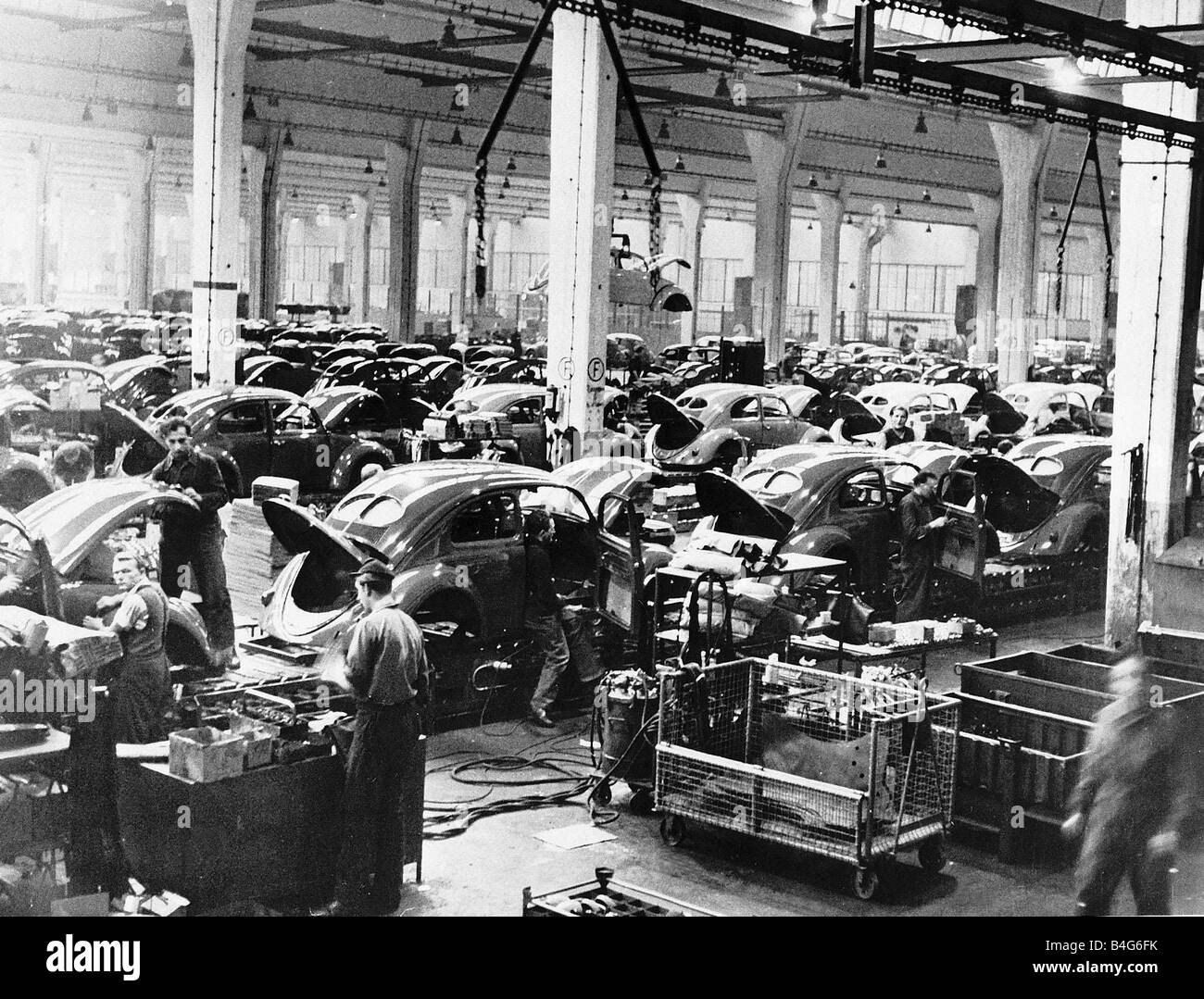 Vw beetle 1950s hi-res stock photography and images - Alamy