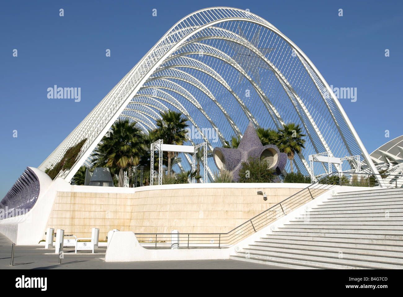 L'Umbracle. Part of the City of Arts and Sciences (Ciudad de las Artes ...