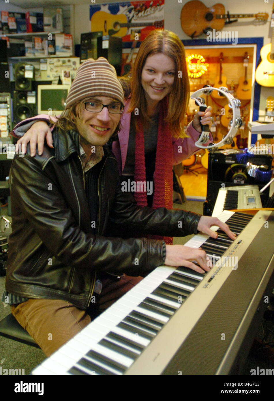 Pop band Looper November 2005 Stuart David and wife Karn David Stock ...