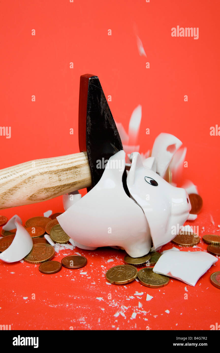 Hammer smashing hi-res stock photography and images - Alamy Hammer smashing hi-res stock photography and images - Alamy