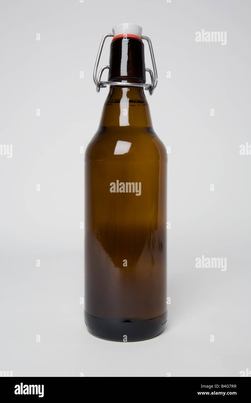 A brown beer bottle Stock Photo - Alamy A brown beer bottle Stock Photo - Alamy