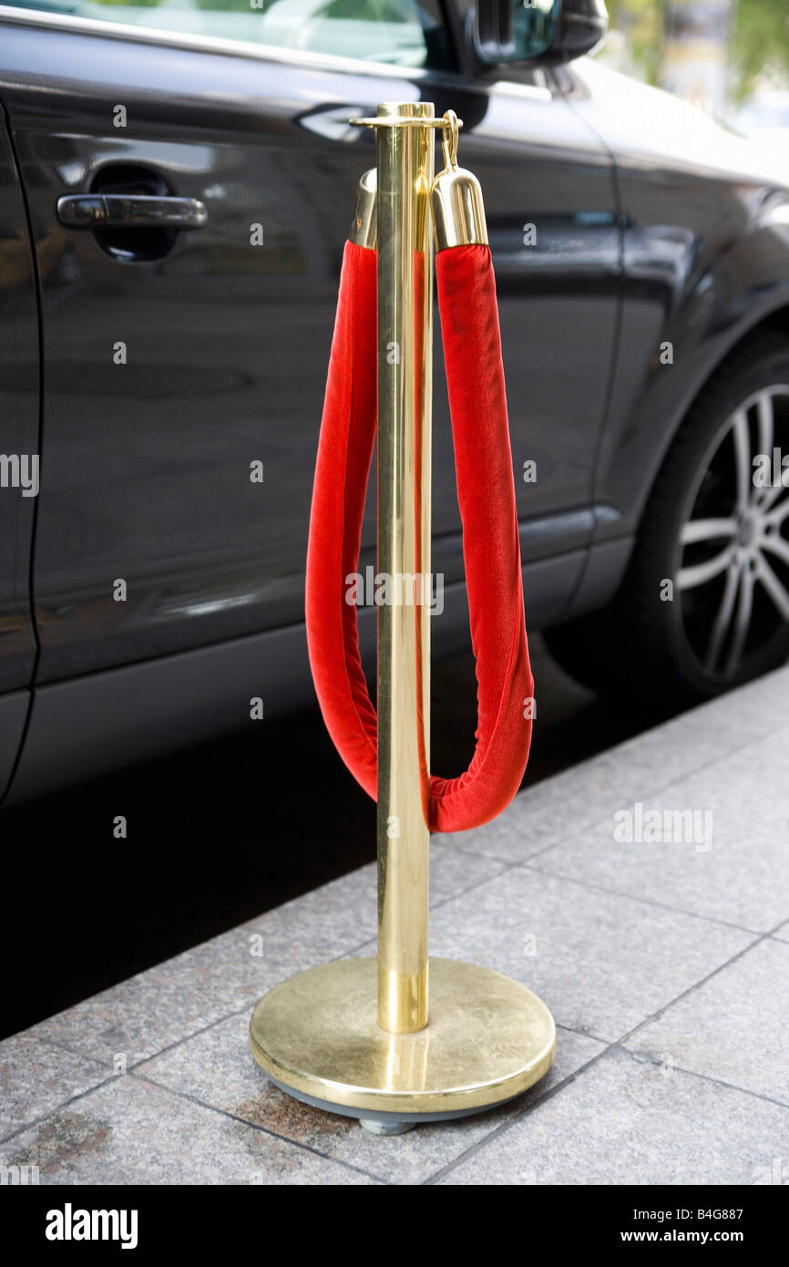Velvet rope hi-res stock photography and images - Alamy