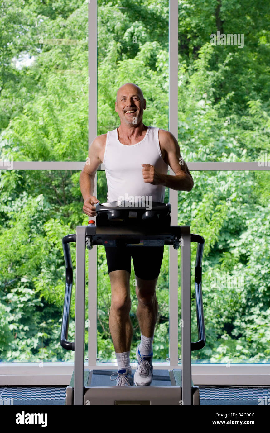 Treadmill hi-res stock photography and images - Alamy